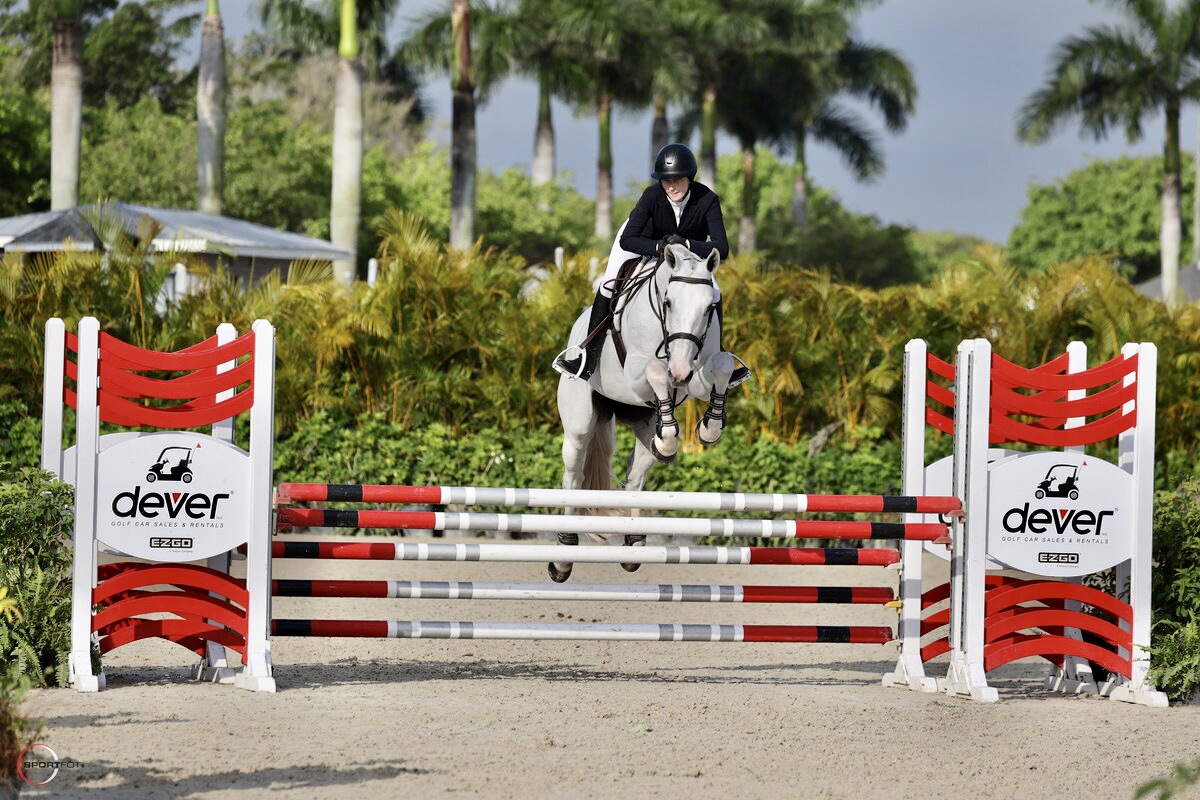 Ainsley Davis – Class of 2026